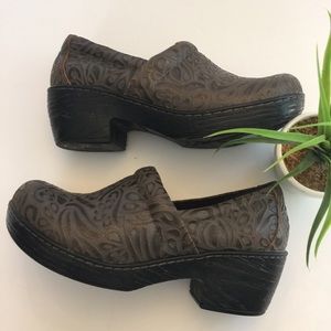 Shoes | New Boc Born Concept Tooled Clogs Sz 75 | Poshmark
